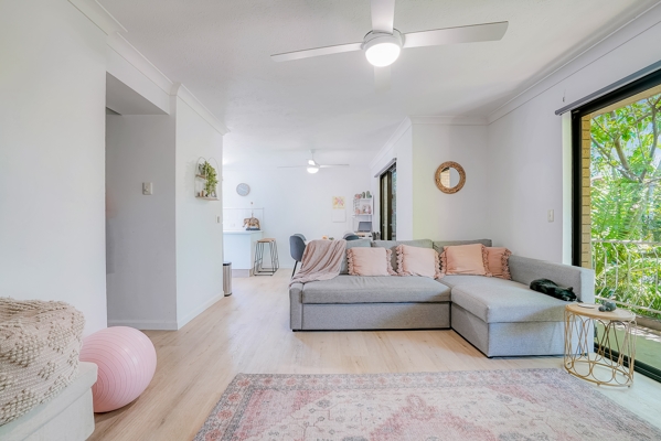 8/20 Whiting Street, Labrador, QLD 4215 Property Details - view.com.au