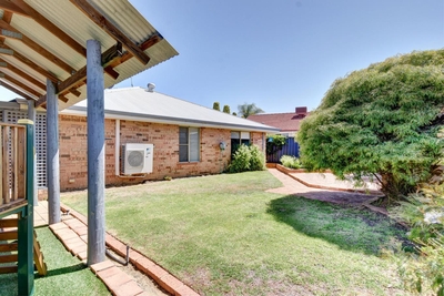 8 Gutha Retreat, Hocking, WA 6065 Property Details - view.com.au