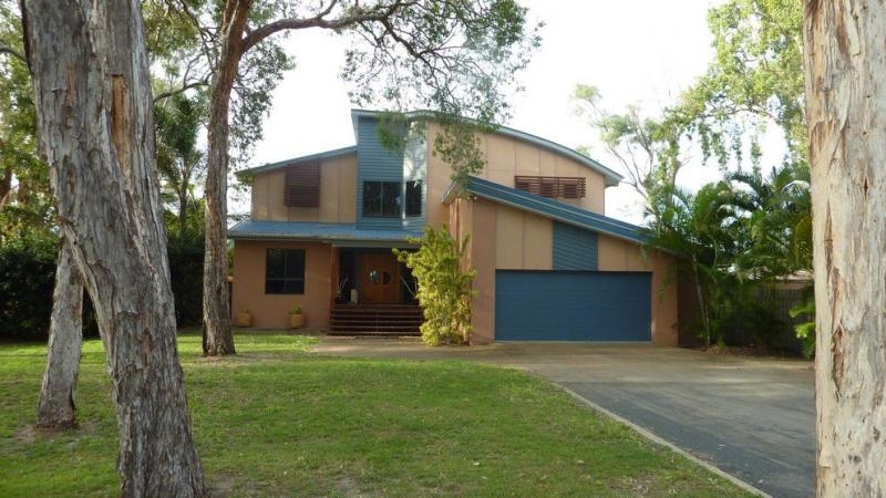8 Royal Boulevard, Moore Park Beach, QLD 4670 Property Details - view ...