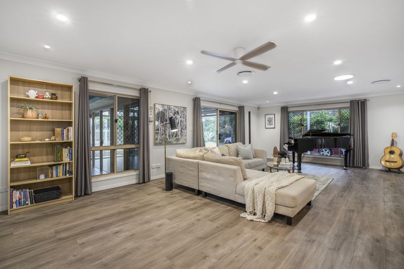 13 Tancred Place, Bellbowrie, QLD 4070 Property Details - view.com.au