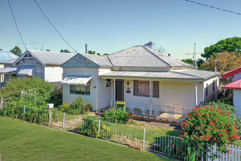 10 Henry Street, Werris Creek, NSW 2341 Property Details - view.com.au