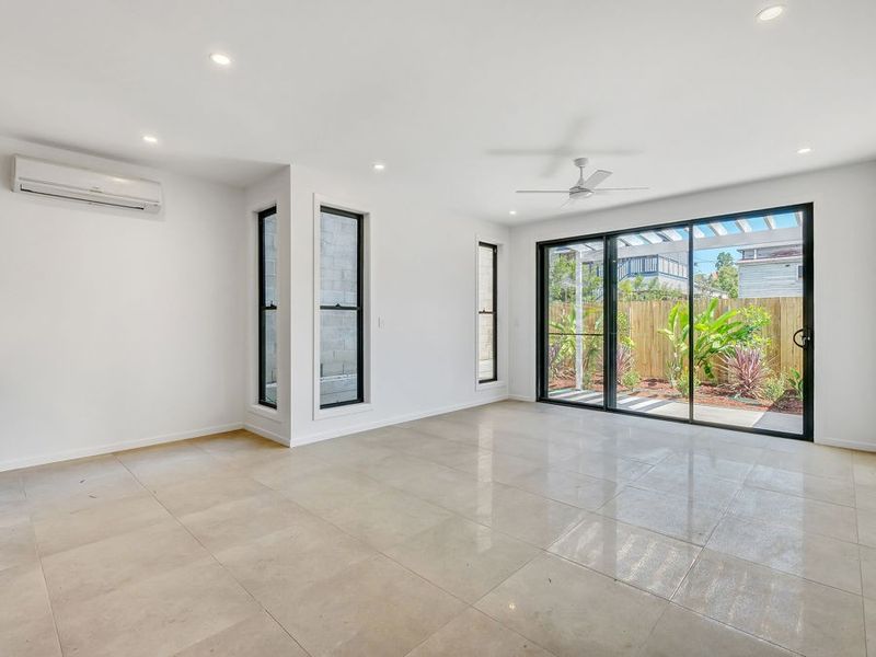 1/34 Headfort Street, Greenslopes, QLD 4120 Property Details - view.com.au