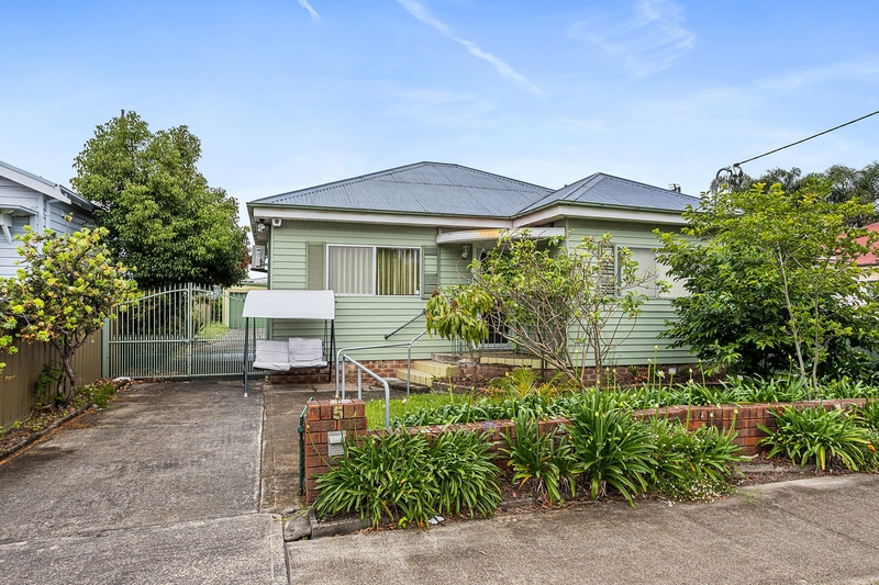 11 Rose Parade, Unanderra, NSW 2526 Property Details - view.com.au