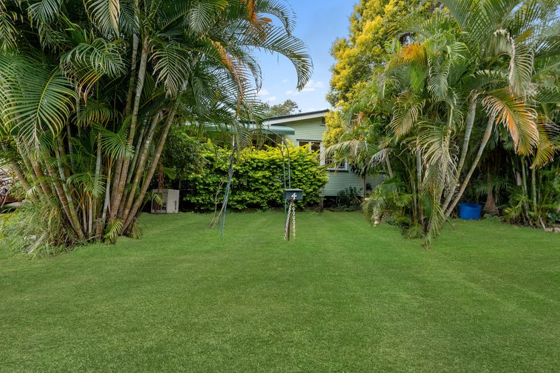 19 Peacock Street, One Mile, QLD 4305 Property Details - view.com.au