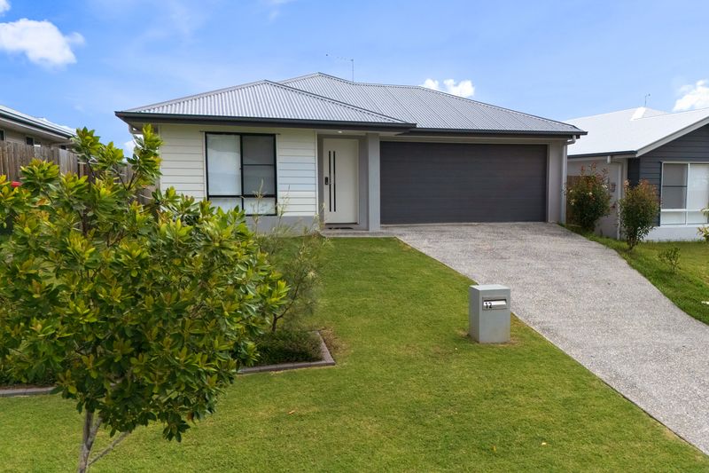 10 Mia Street, Flinders View, QLD 4305 Property Details - view.com.au