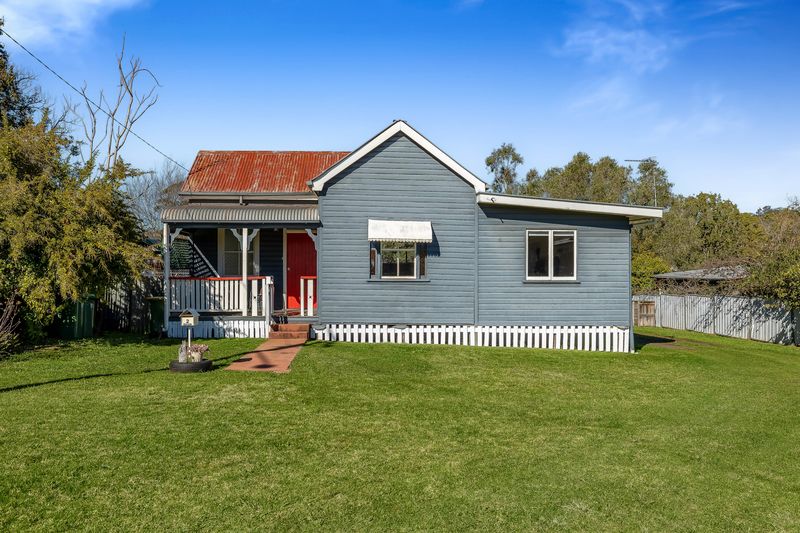 12 Nigel Street, North Toowoomba, QLD 4350 Property Details - view.com.au