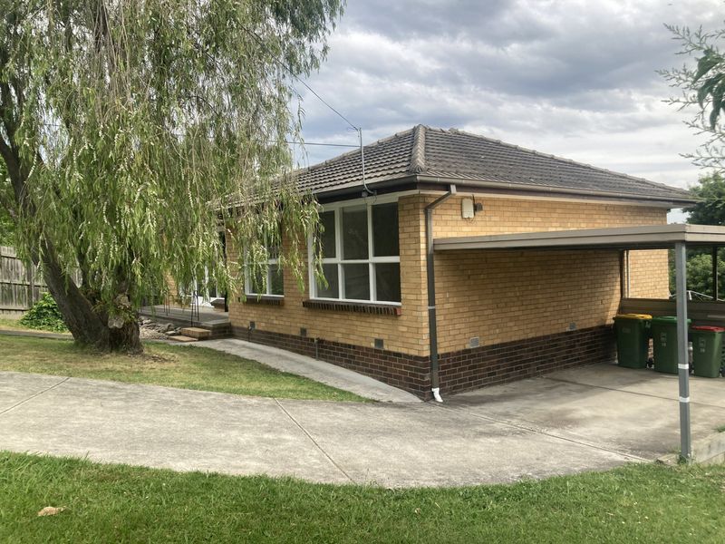 31 Greenslopes Drive, Mooroolbark, VIC 3138 Property Details - view.com.au