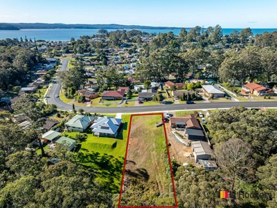 Explore Edward Road, Batehaven, NSW - 2536 - view.com.au