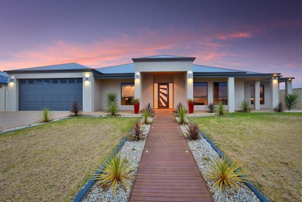 84 Pitman Avenue, Buronga, NSW 2739 Property Details - view.com.au