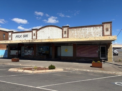 Explore Main Street, Minyip, VIC - 3392 - view.com.au
