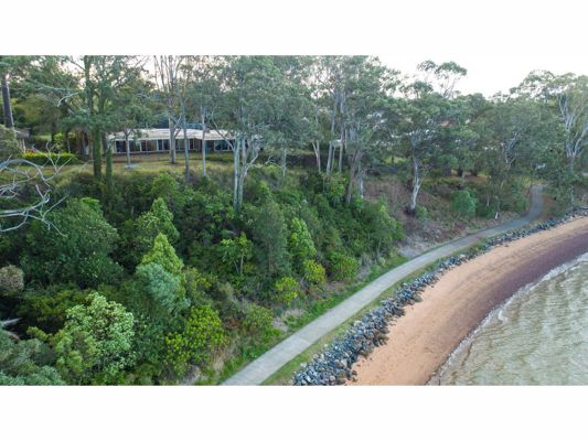 90-94 Broadwater Terrace, Redland Bay, QLD 4165 Property Details - view ...