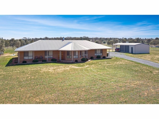 90 Torryburn Way, Dubbo, NSW 2830 Property Details - view.com.au