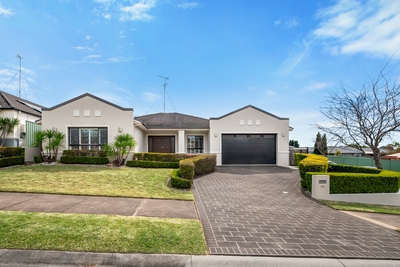Explore Glengarry Drive, Glenmore Park, NSW - 2745 - view.com.au