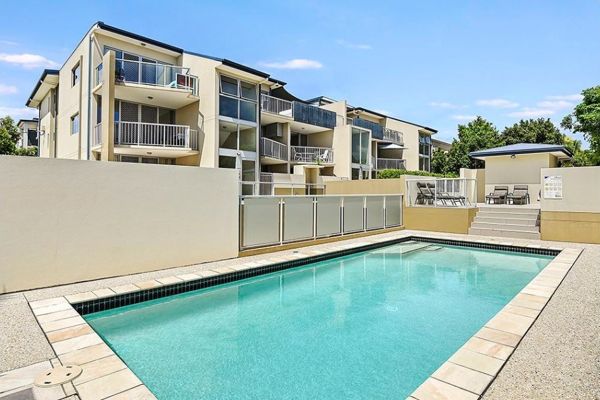 10 Proud Street, Labrador, QLD 4215 Property Details - view.com.au