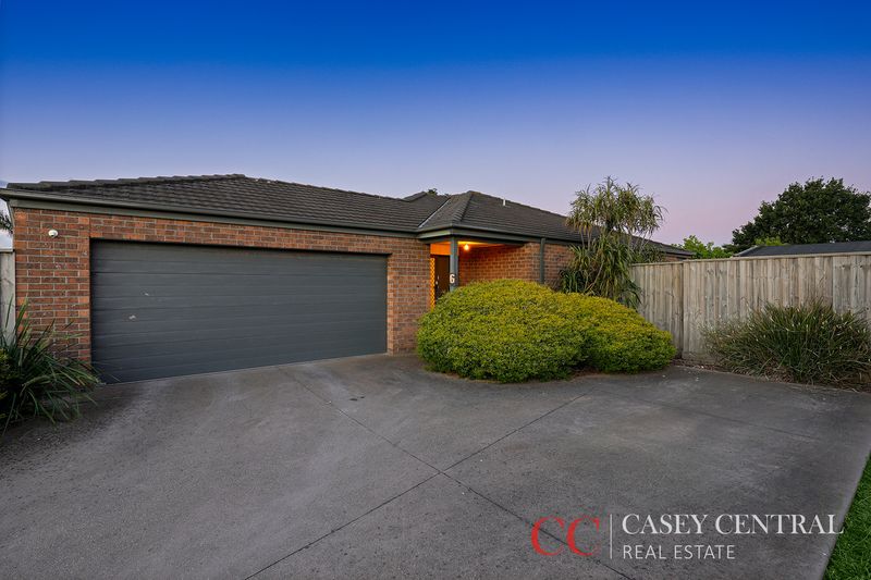 1/17 Elizabeth Street, Cranbourne North, VIC 3977 Property Details ...